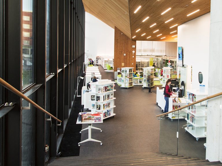 Visit - Maunula House